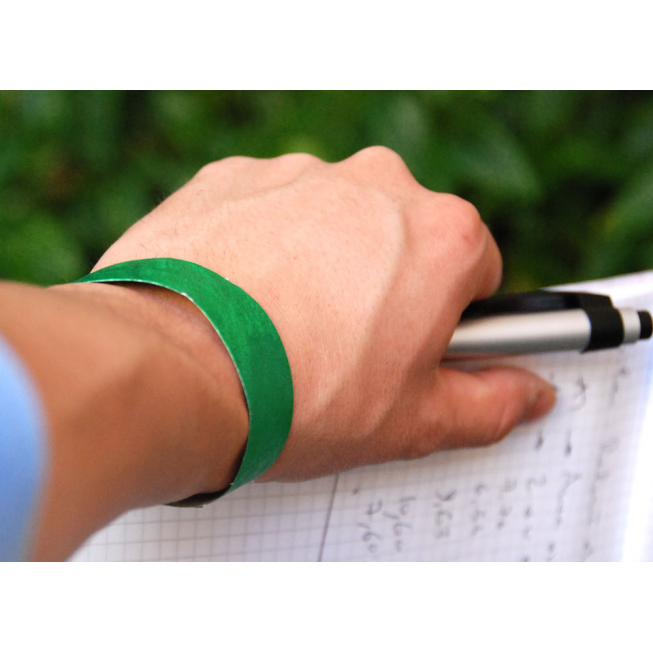 Selection Of 10 000 Tyvek Wristbands 3 Colours SBE Direct